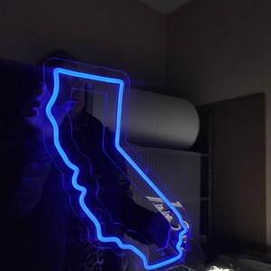 California Map Neon Sign: State in the Western United States. Custom ...