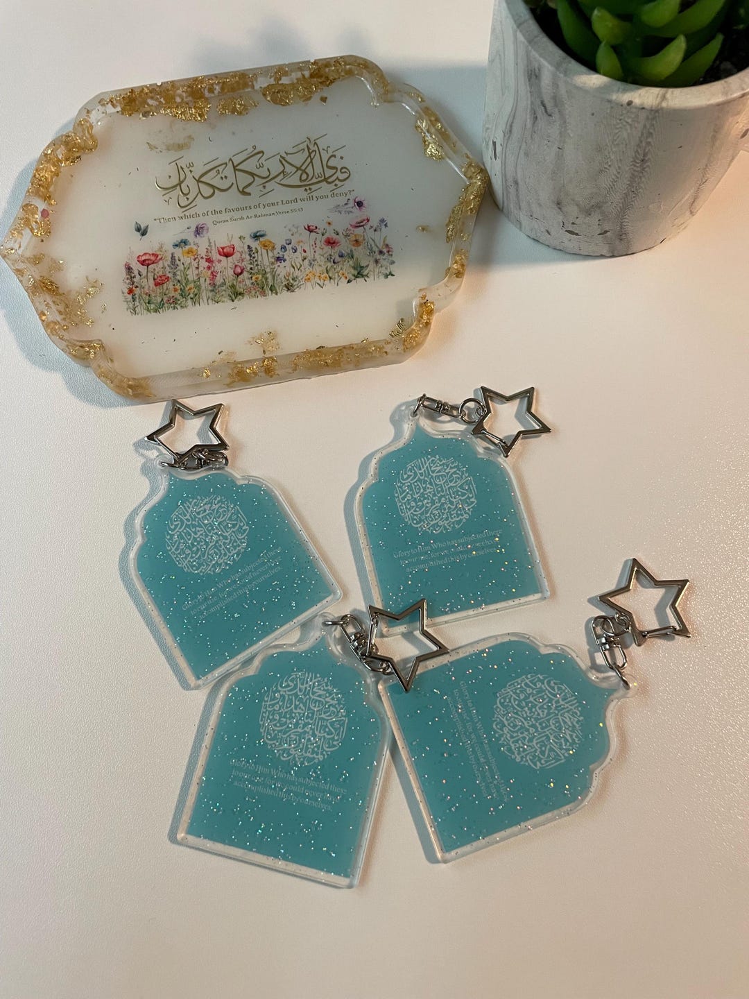 Travel Dua Car Hanging Keychain | Islamic Car Hanging Acrylic Keychain ...