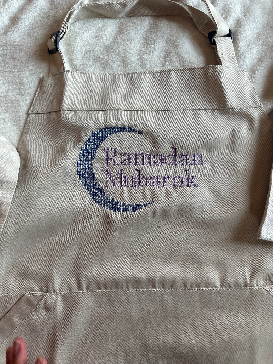 Traditional Tatreez Pattern, Ramadan Mubarak Apron, Crescent Moon Apron ...