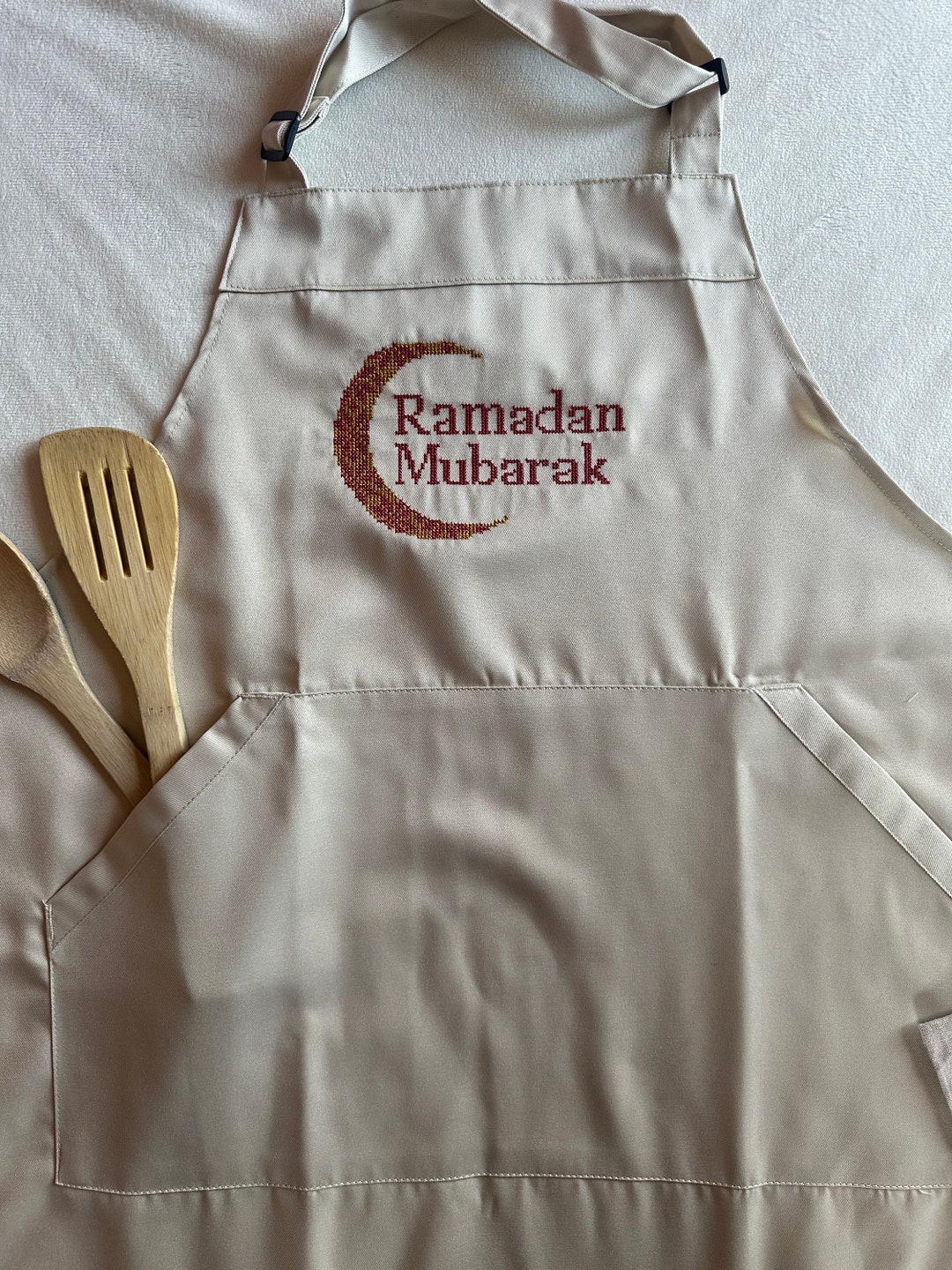 Traditional Tatreez Pattern, Ramadan Mubarak Apron, Crescent Moon Apron ...