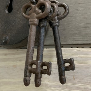 Cast Iron Lock and 3 Keys, Large Vintage Iron Lock With Key, Vintage ...