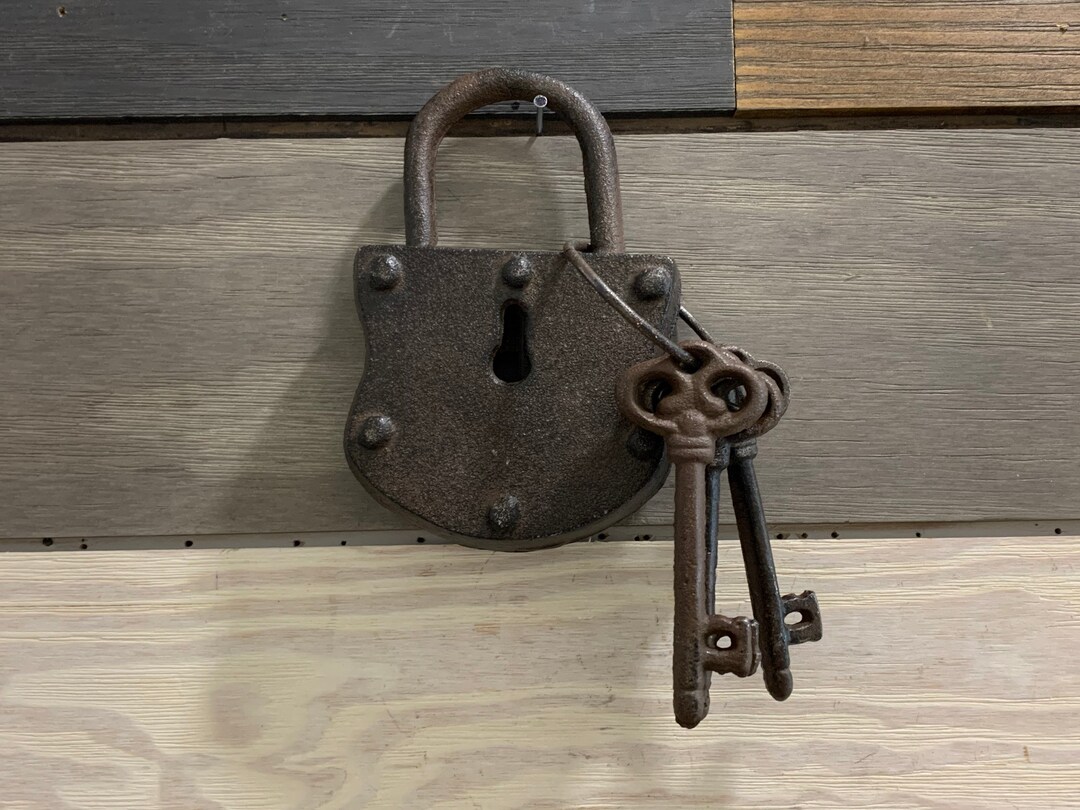 Cast Iron Lock and 3 Keys, Large Vintage Iron Lock With Key, Vintage ...