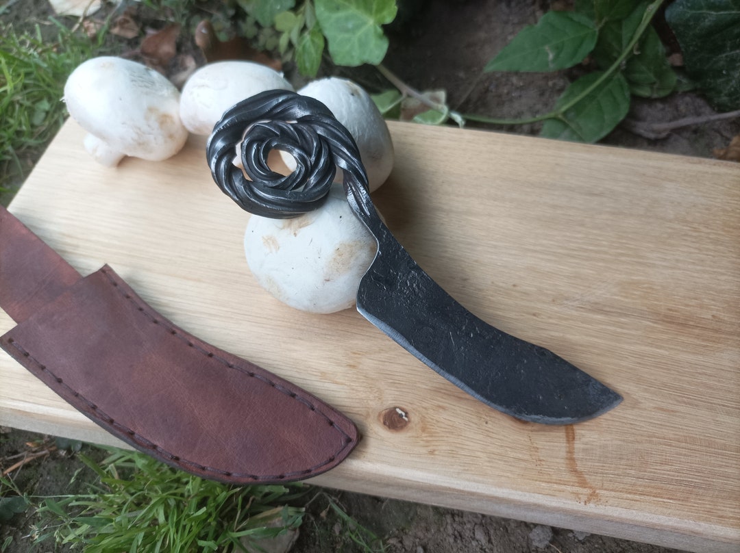 Hand Forged Foraging Knife,hand Forged Mushroom Blade,snail-handle Neck ...