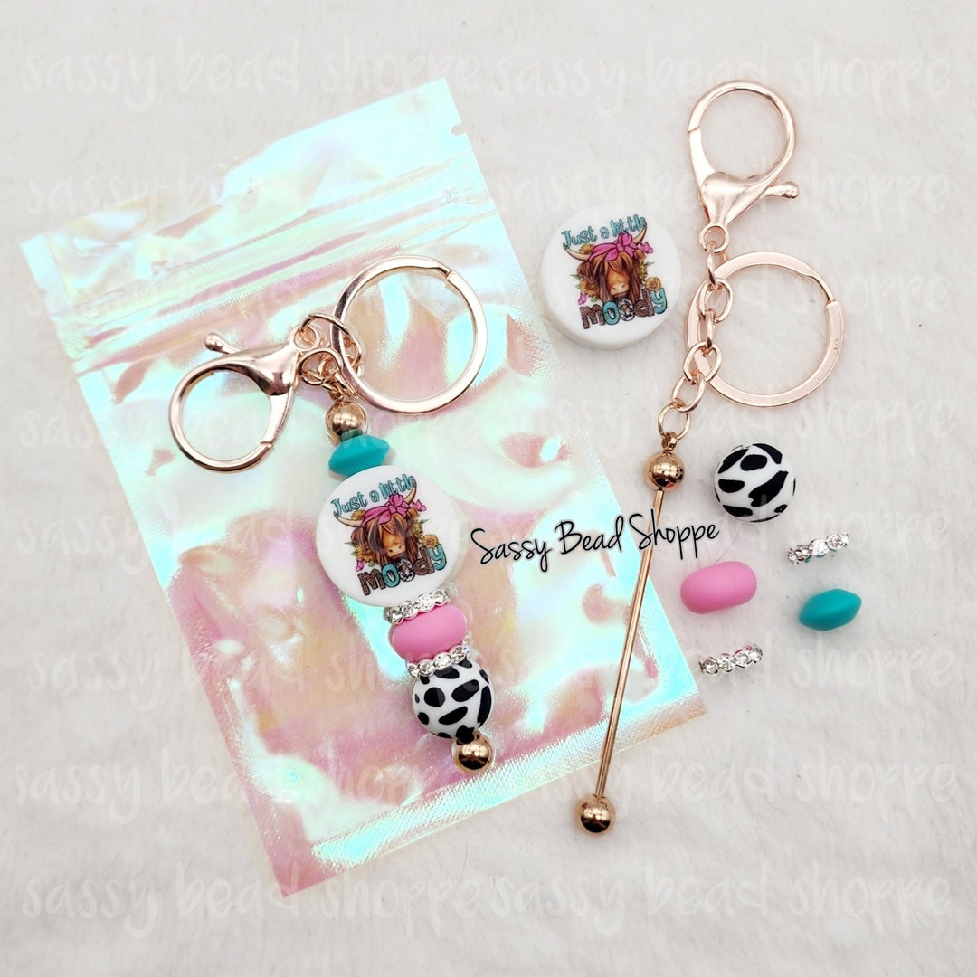 Moody Heifer Keychain Kit, Highland Cow Beadable Key Chain, Beaded ...