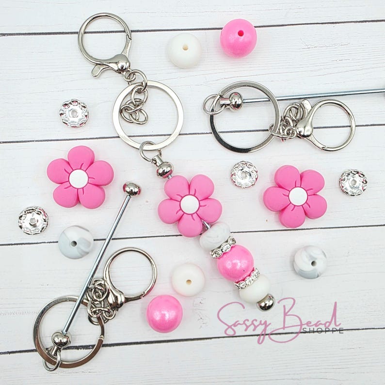 Pink Sparkle Keychain Kit, Flower Beadable Key Chain, Beaded Keychain ...