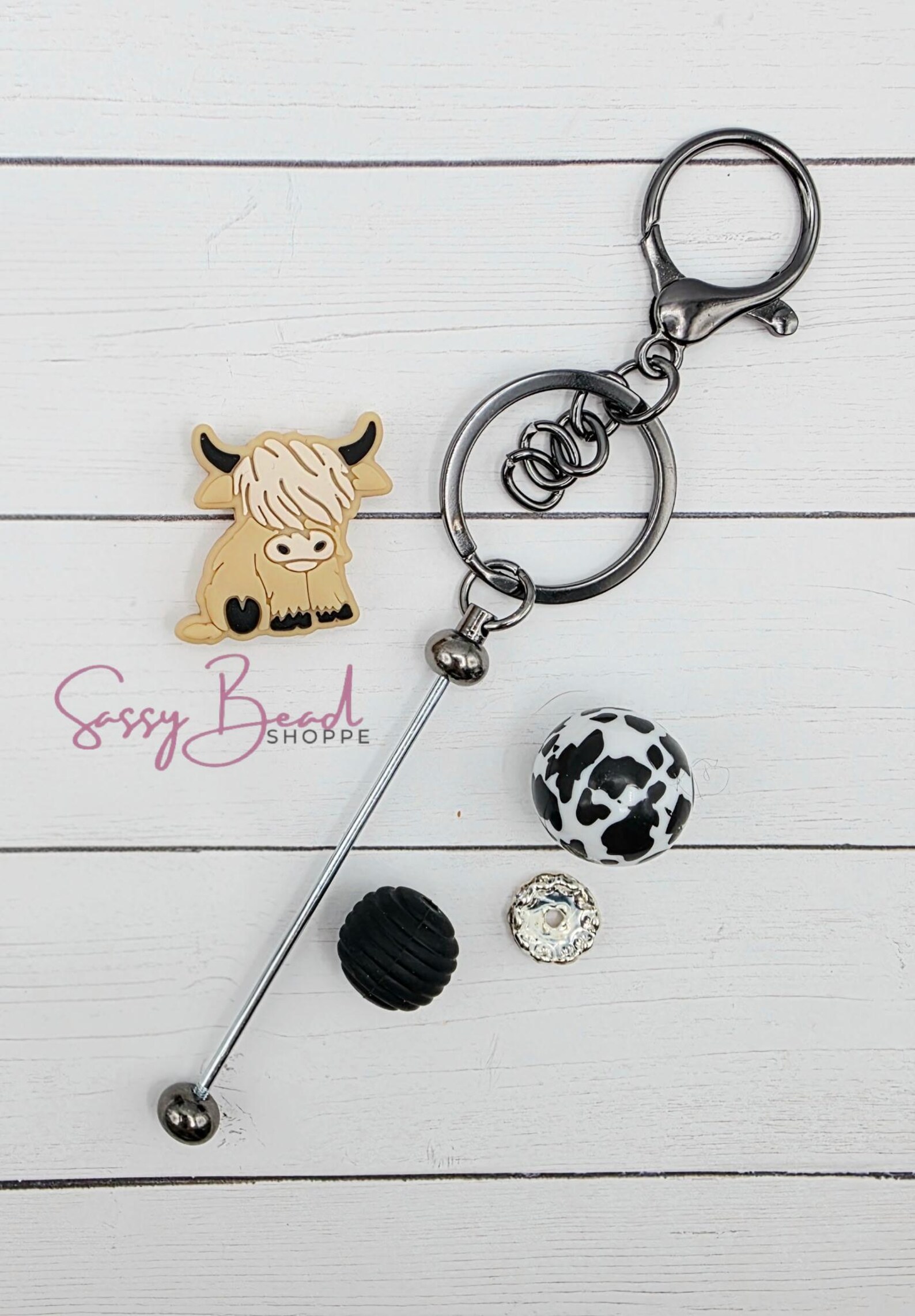 Farm Sweet Farm Keychain Kit, Beadable Key Chain, Highland Cow Beaded ...