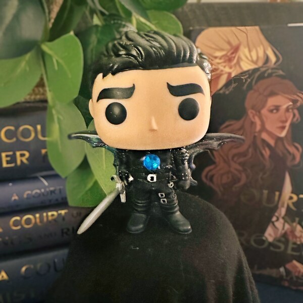 Custom Throne of Glass Funko Pop - Etsy