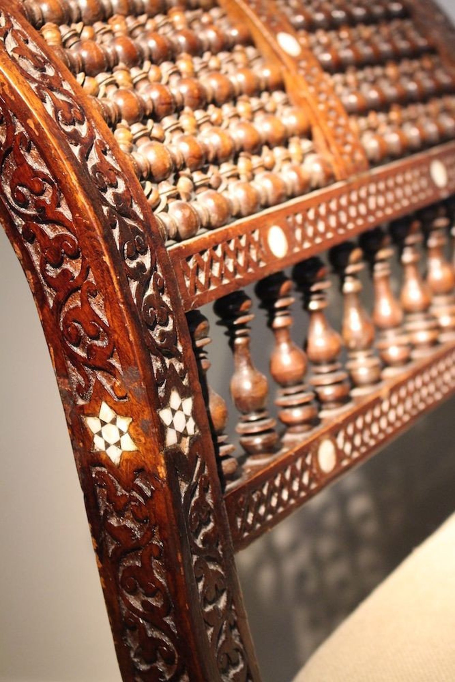 Banquette Arabesque Mother of Pearl Wooden Lattice Work - Etsy UK