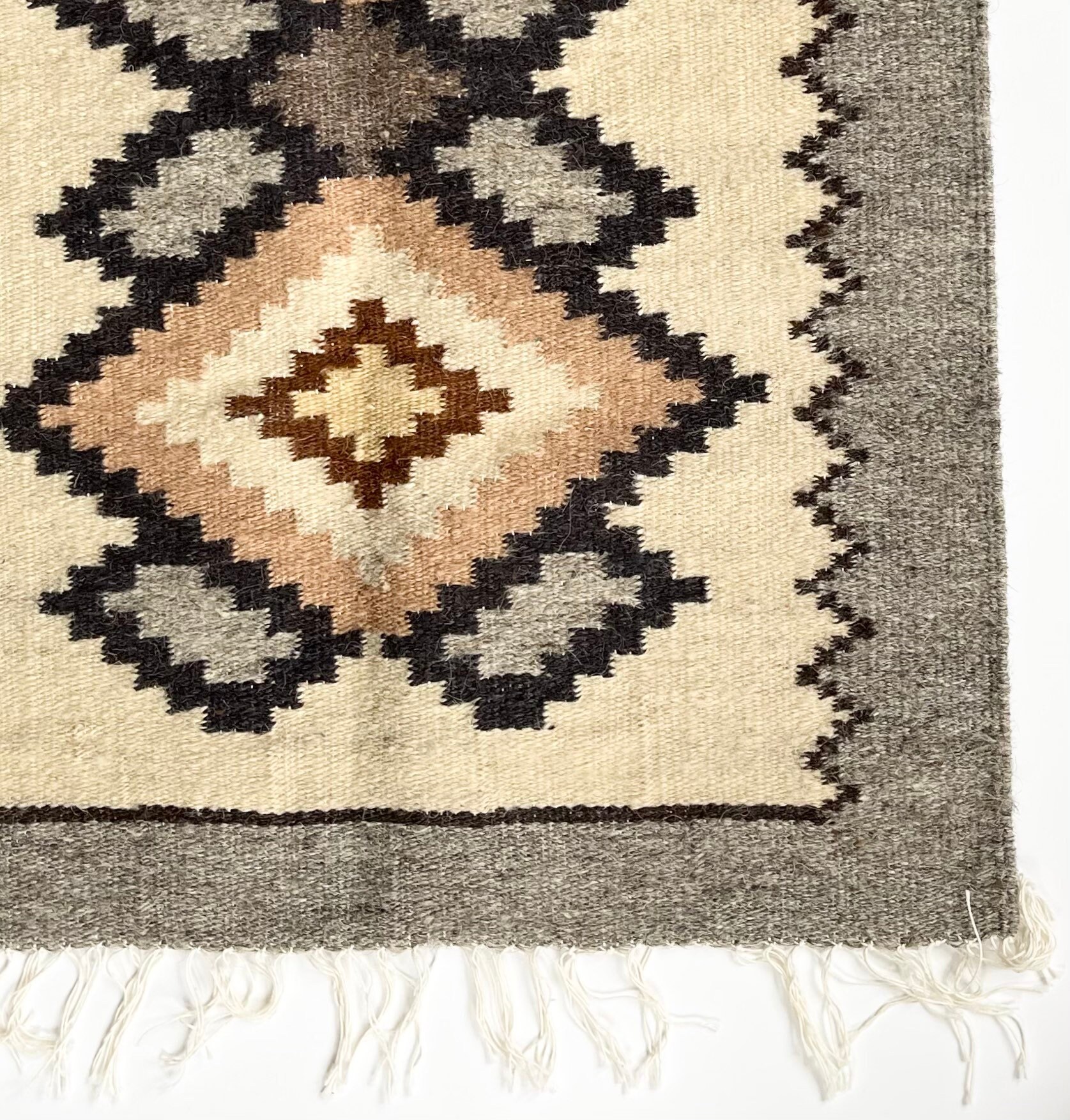 Vintage Navajo Rug Native American Handwoven Wool Weaving Neutral Gray ...