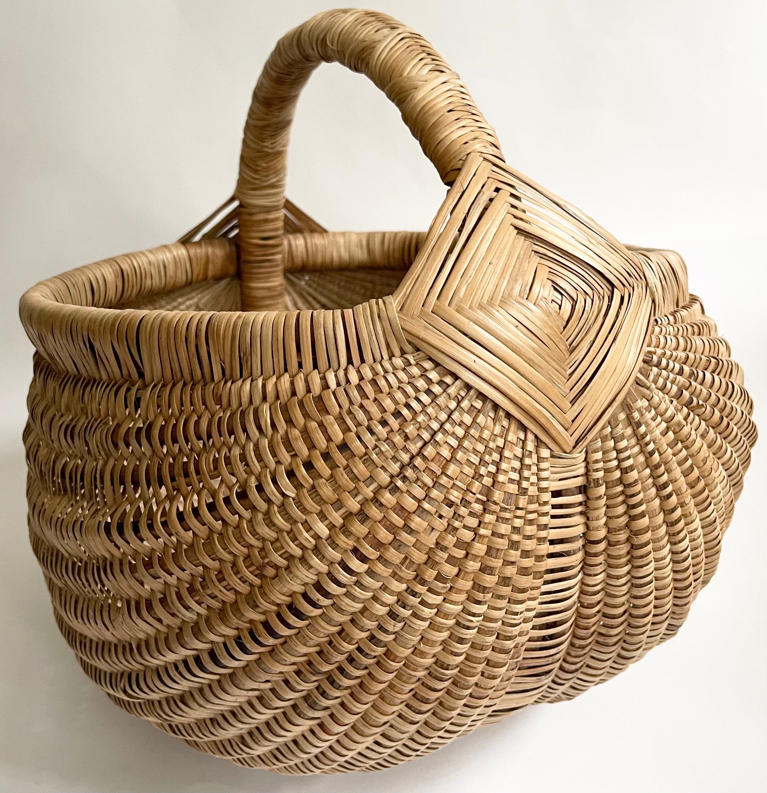 Large Buttock Basket Egg Gathering Basket with Handle Handmade Vintage ...