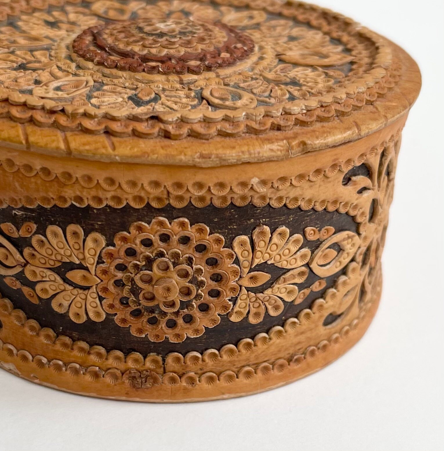 Belarus Carved Wood Box with Lid Vintage Small Intricately Hand Carved ...
