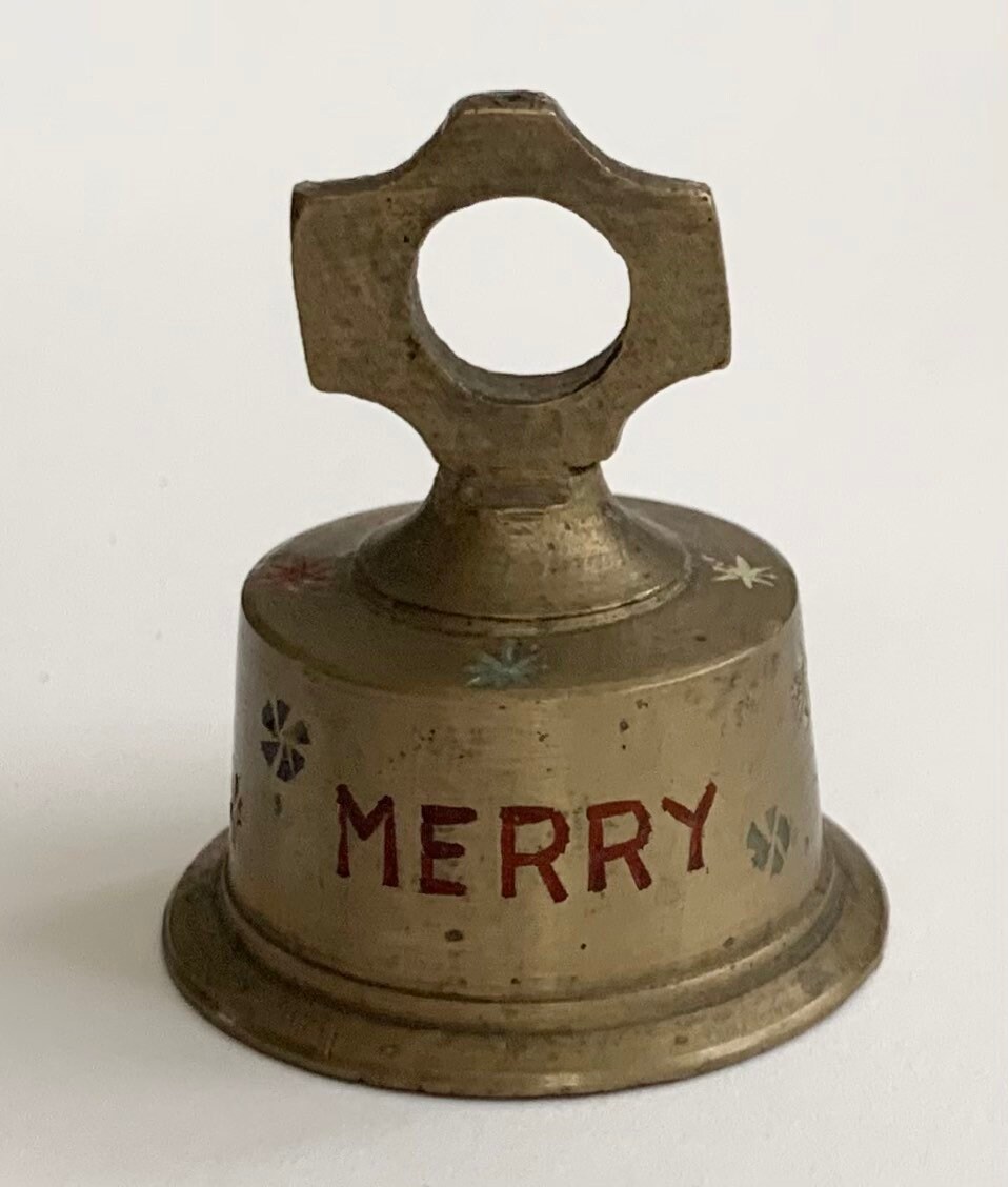Vintage Brass Christmas Bell Etched Merry XMAS Aged Old Patina ...
