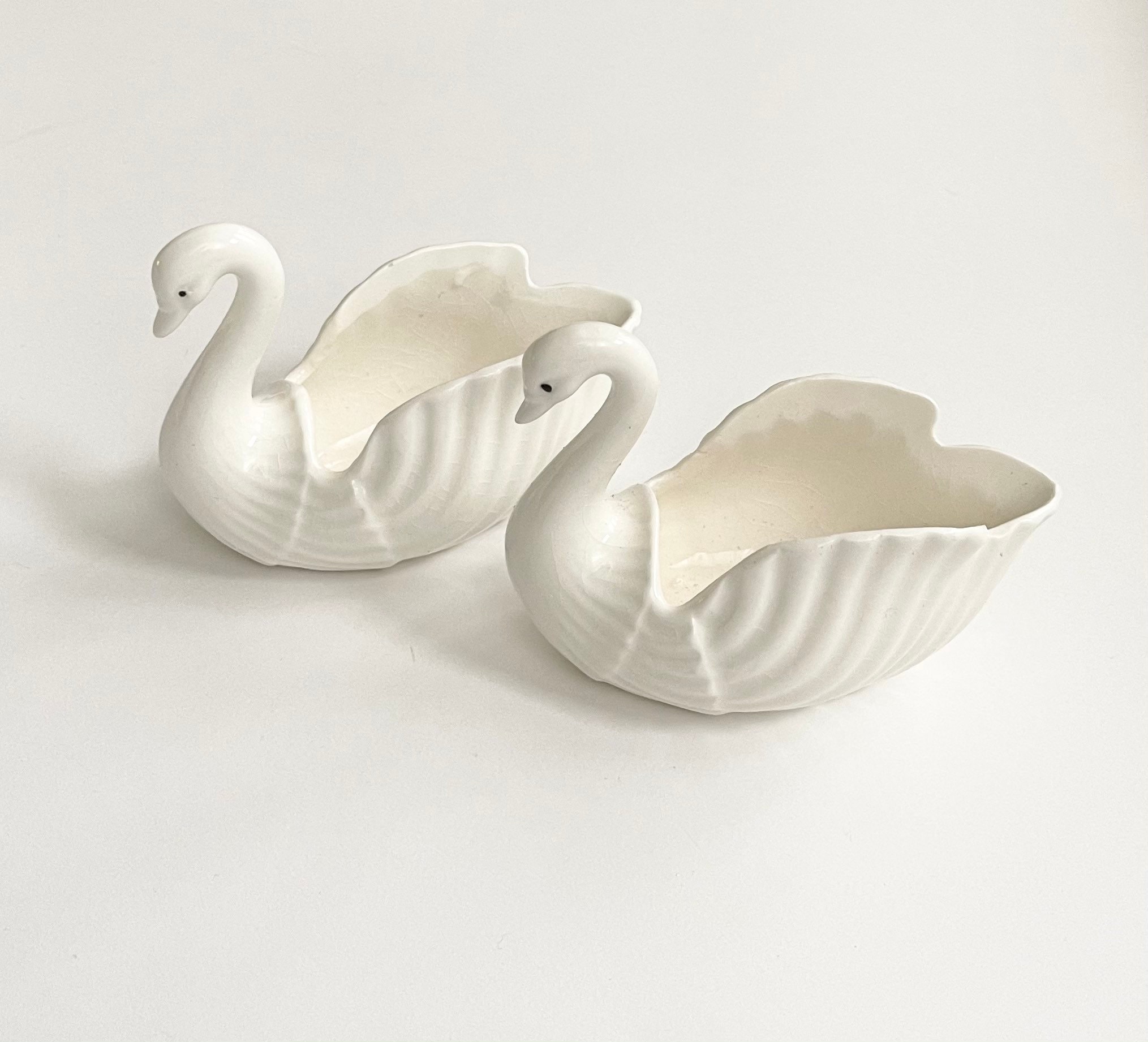 Small Porcelain Swan Planters Vintage Valentines Love Home Decor White ...