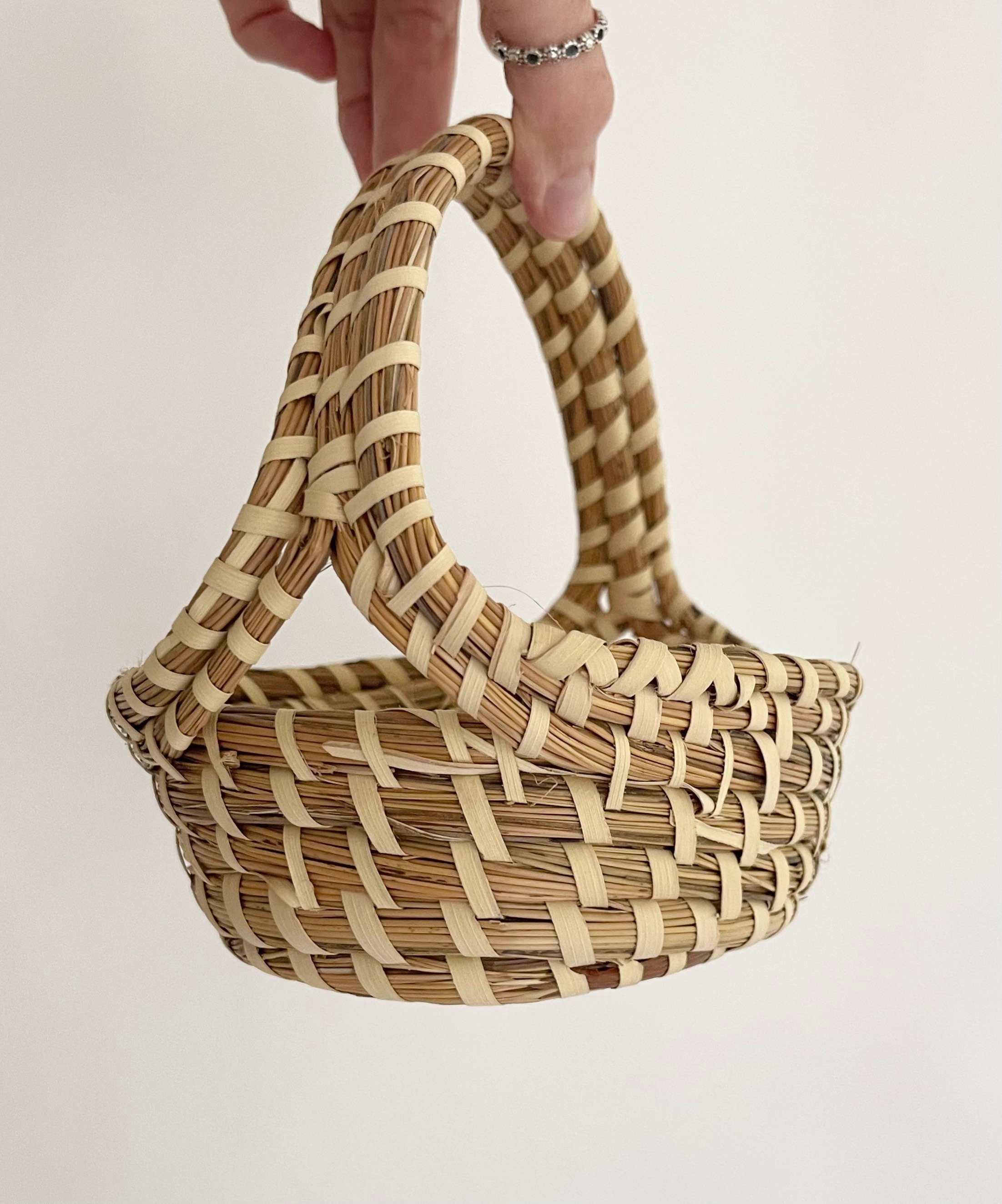 Small Charleston Sweetgrass Basket with Handle Handmade Vintage ...