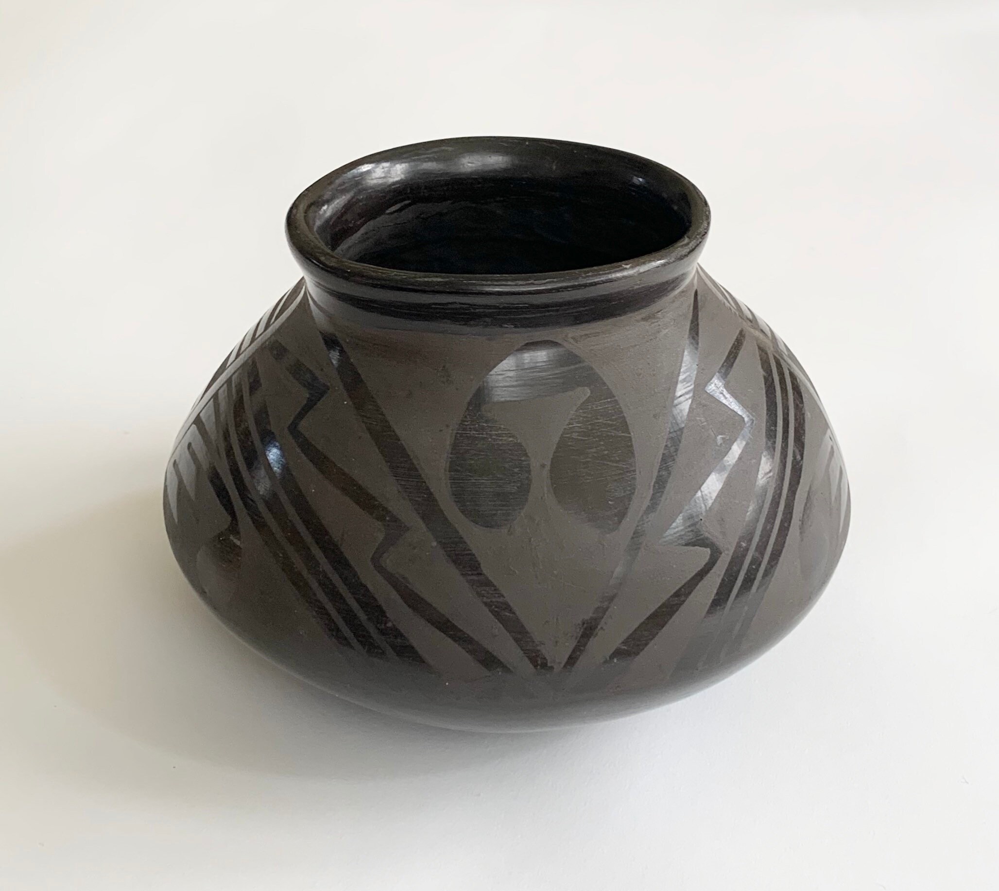 Mata Ortiz Pottery Jar Pot Bowl Matted Black Artist Vintage Handcrafted ...