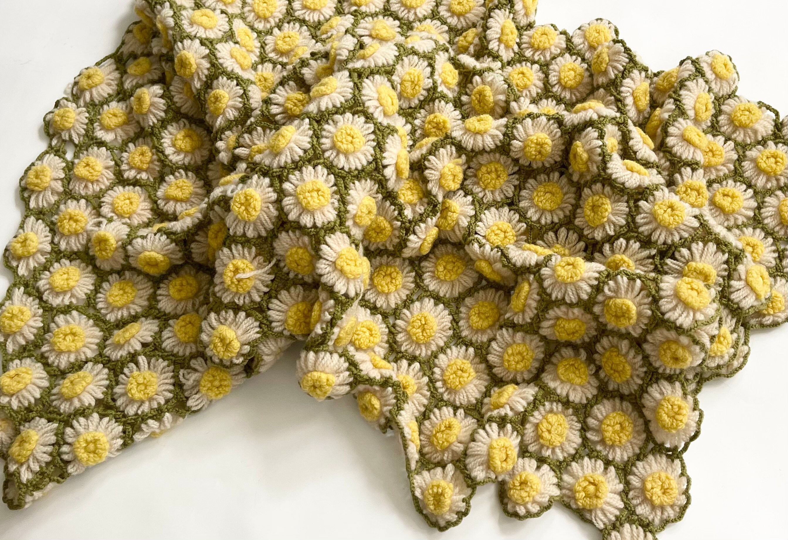Crochet Daisy Chain Throw Blanket Afghan Handmade Hand Knit Flower ...