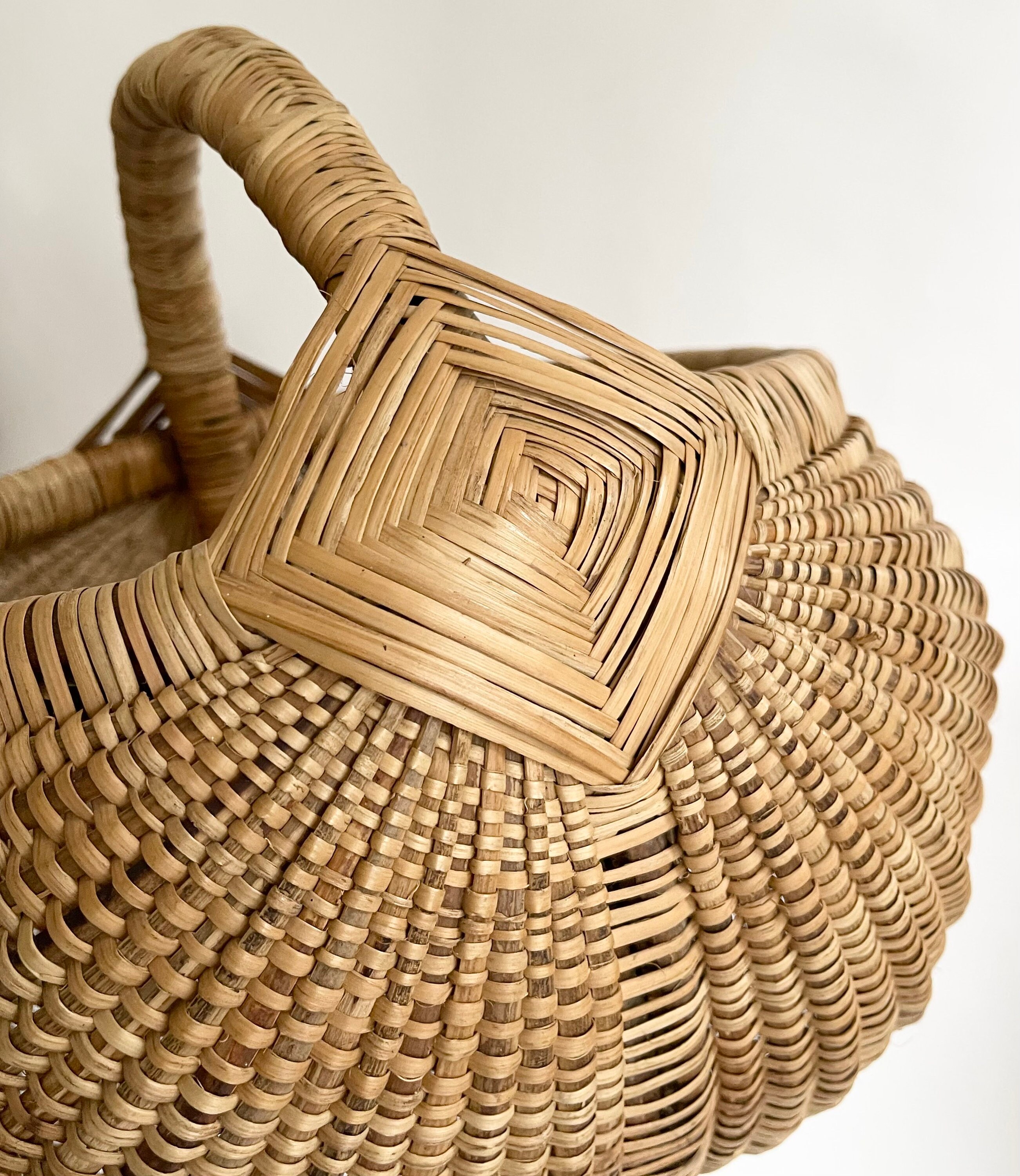 Large Buttock Basket Egg Gathering Basket with Handle Handmade Vintage ...