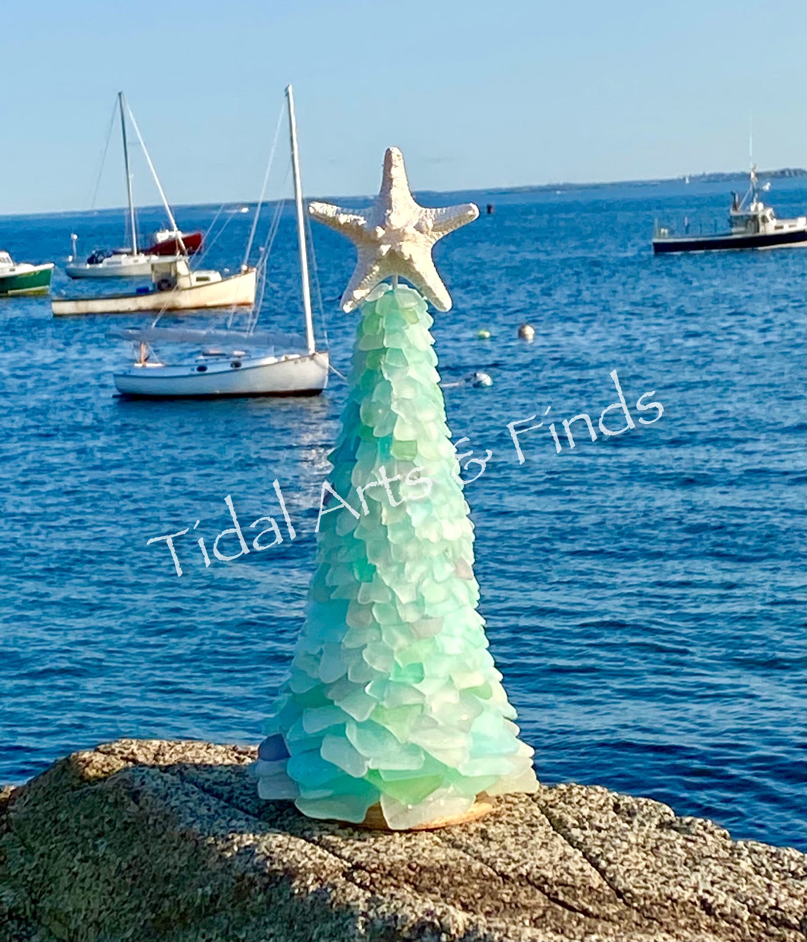 12'' Light Aqua Sea Glass Holiday Tree © Sea Glass | Etsy