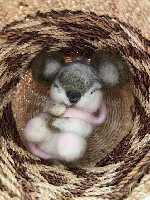 Needle Felted Wool, Sleepy Mouse, Curled Up, Tail, Hugging, Sweet ...