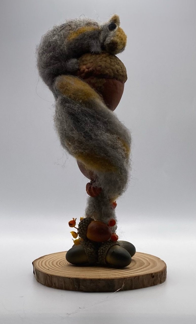 Needle Felted Wool Squirrel,hugging Giant Acorn,brown,long Tail,wood ...