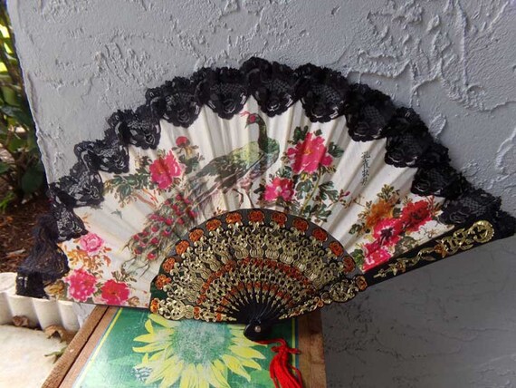 Vintage Ladies Hand Fans