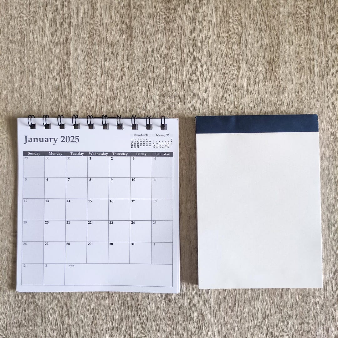 Set Monthly Calendar 2025 and Notepad, Small Spiral Calendar ...
