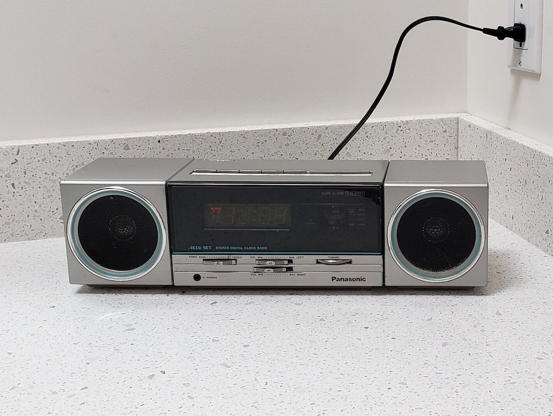 Vintage Panasonic Clock Radio - Etsy