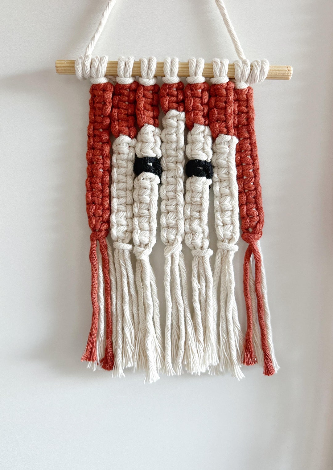 Macrame Mini Ghost Wall Hanging: Halloween Boho Decor - Etsy