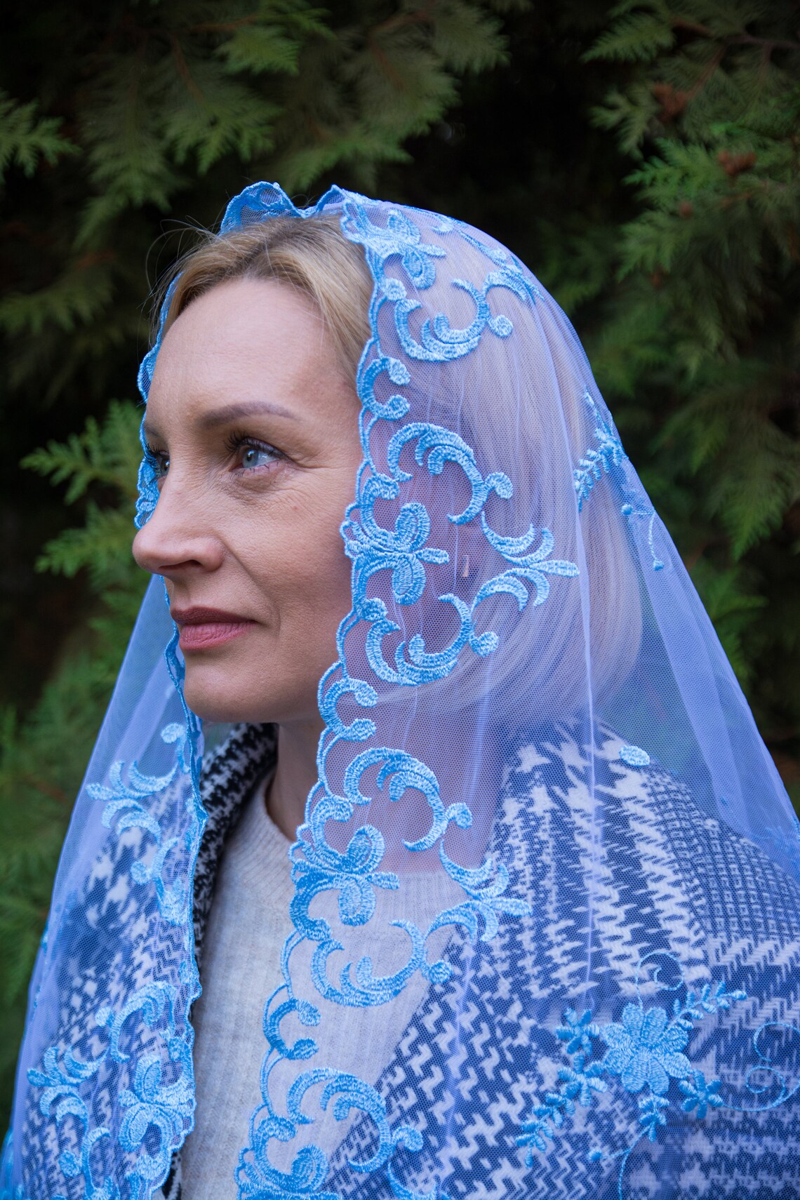 Long Lace Mantilla in Blue Color Chapel Veil With Lace Veil - Etsy