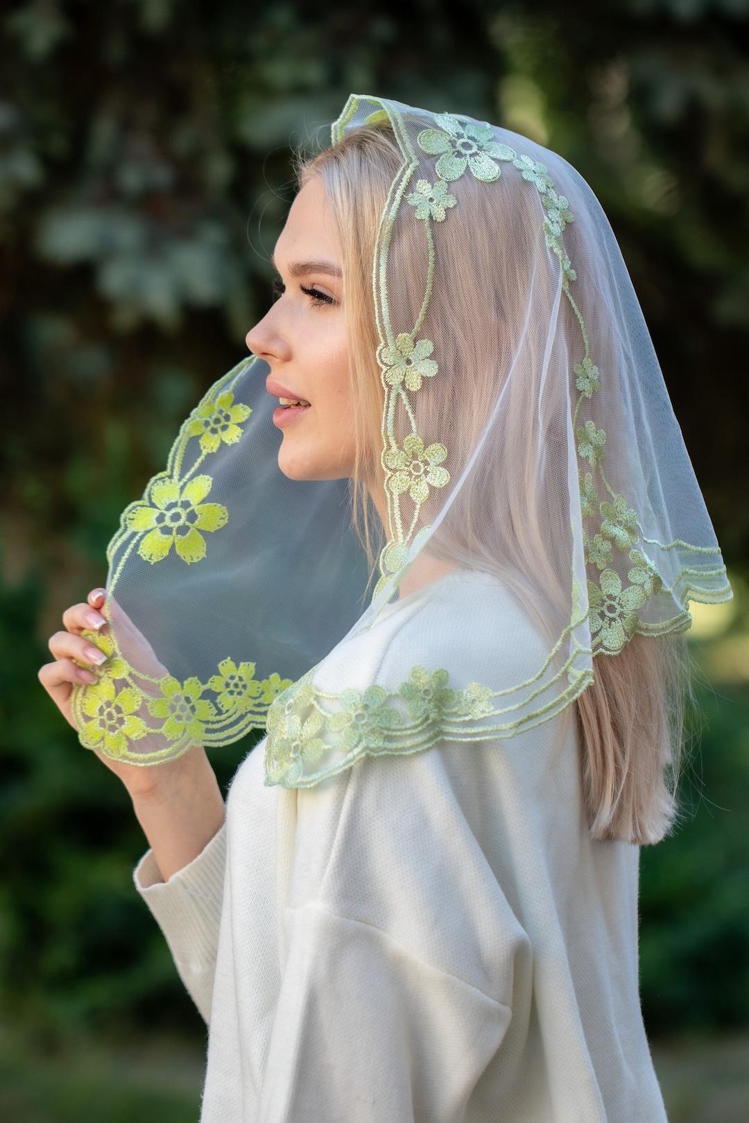 Pistachio Church Veil, Head Covering Veil, Ivory Lace Mantilla - Etsy