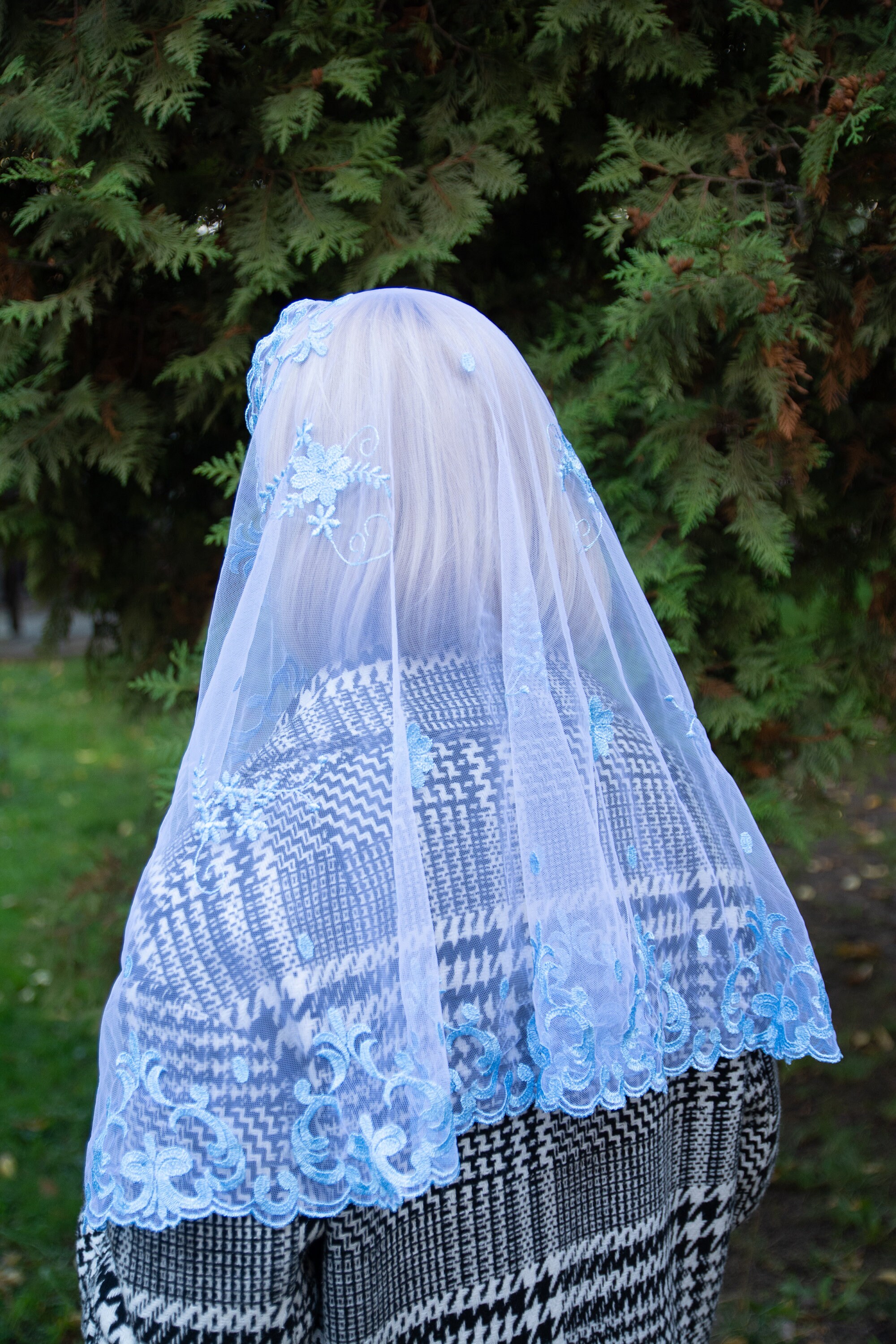 Long Lace Mantilla in Blue Color Chapel Veil With Lace Veil - Etsy