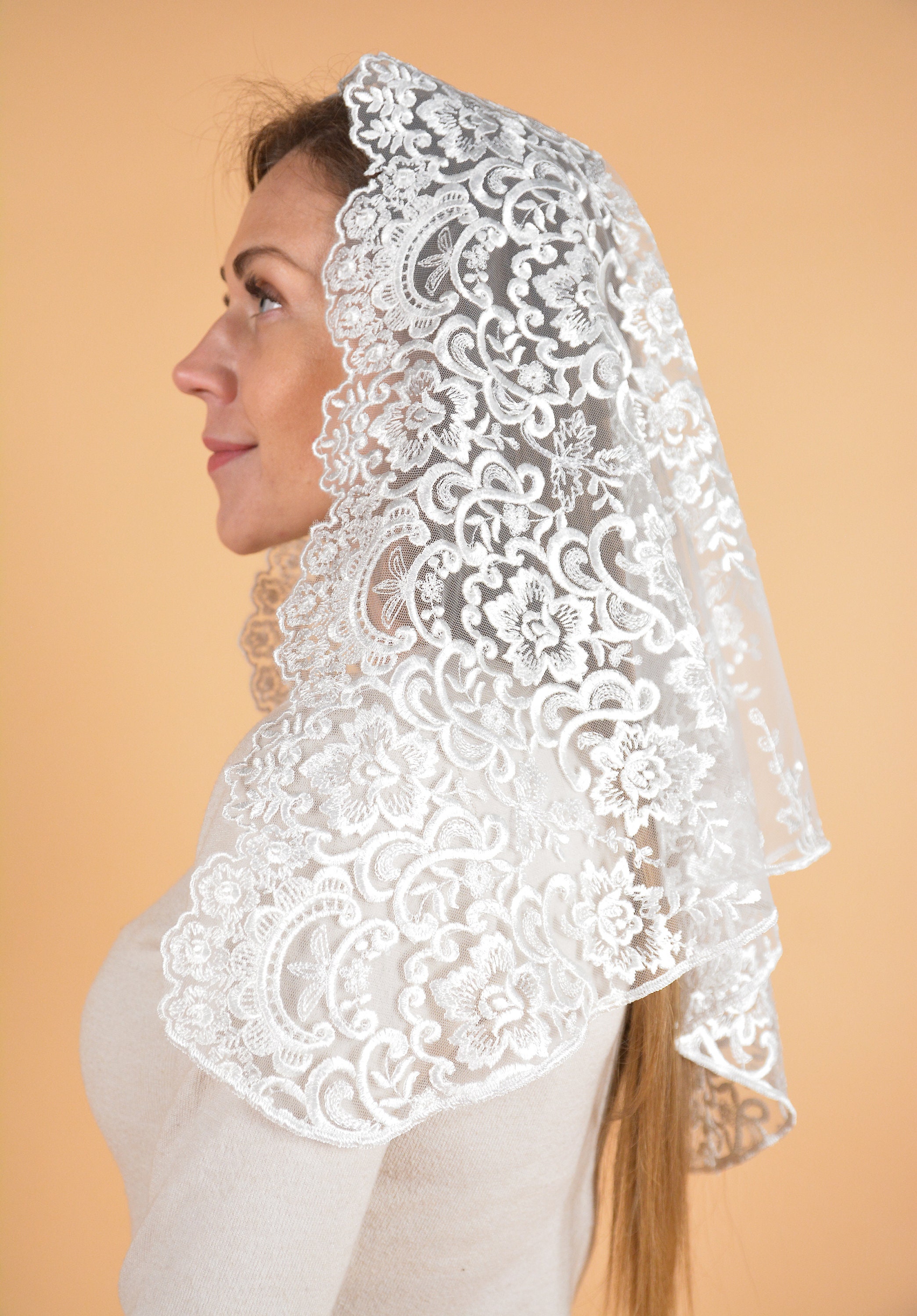 Ivory Catholic Veil, Short Chapel Veil, Latin Mass Mantilla - Etsy