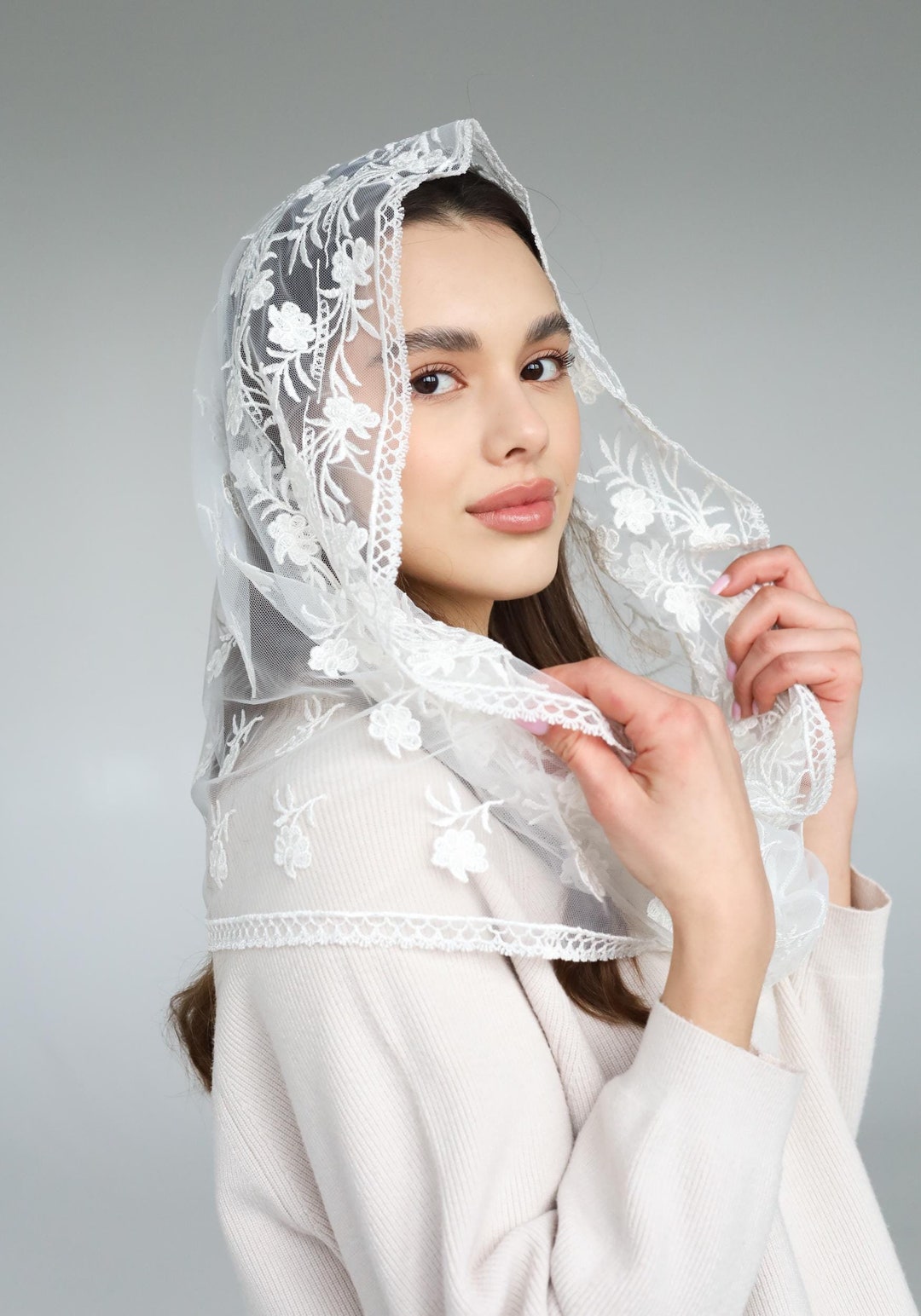 Infinity Veil With Floral Lace, Latin Mass White Veil, Infinity ...