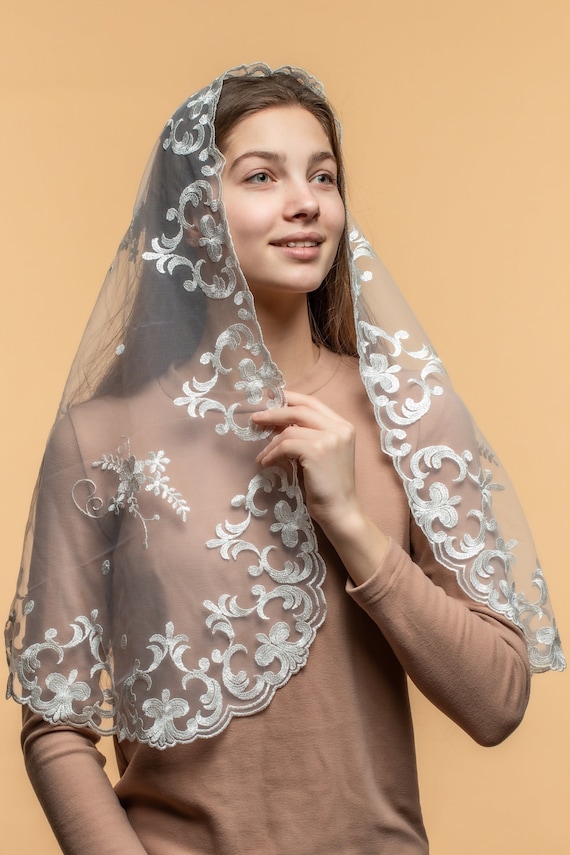 Lace Chapel Veil With Floral Design Classic Lace Chapel Veil | Etsy