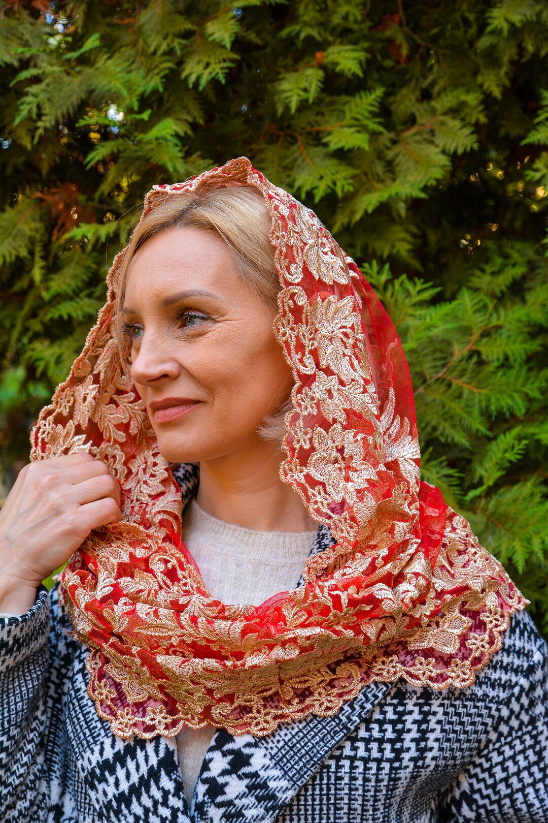 NEW!! Infinity Gold Chapel Veil, Catholic Lace Mantilla, Catholic Head ...