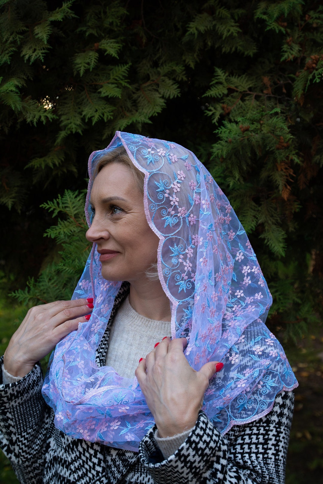 NEW!! Infinity Pink Chapel Veil, Catholic Lace Mantilla, Catholic Head ...