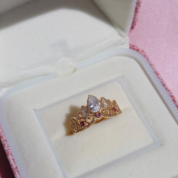 Princess Ring - Etsy