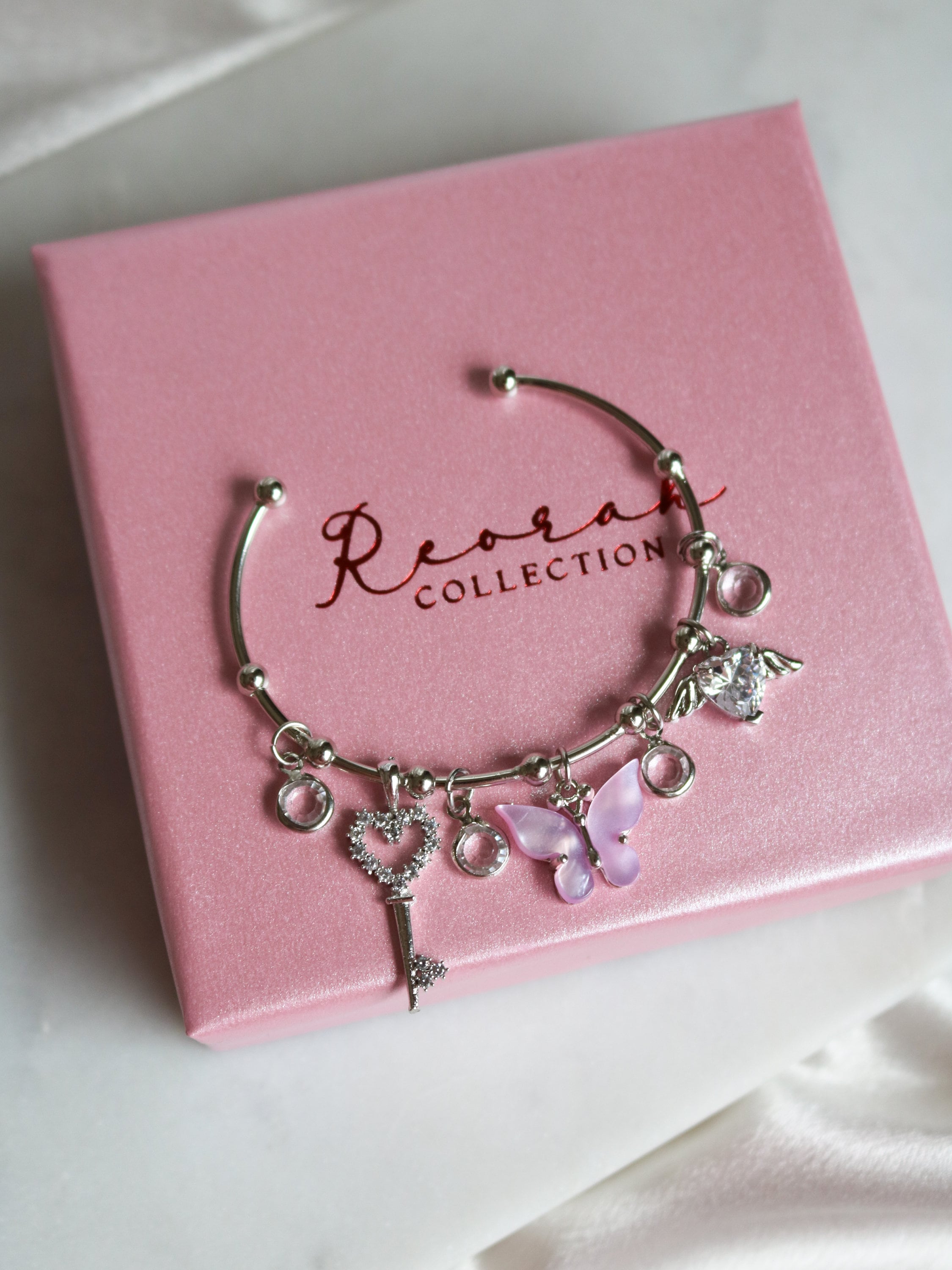 bracelet-barbie-diaries-ubicaciondepersonas-cdmx-gob-mx