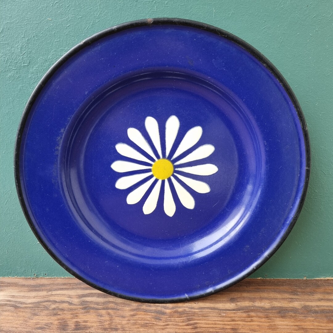 Danish Enamel, Dansk Navy Blue Enamel, Daisy Pattern ,10,2" - Etsy