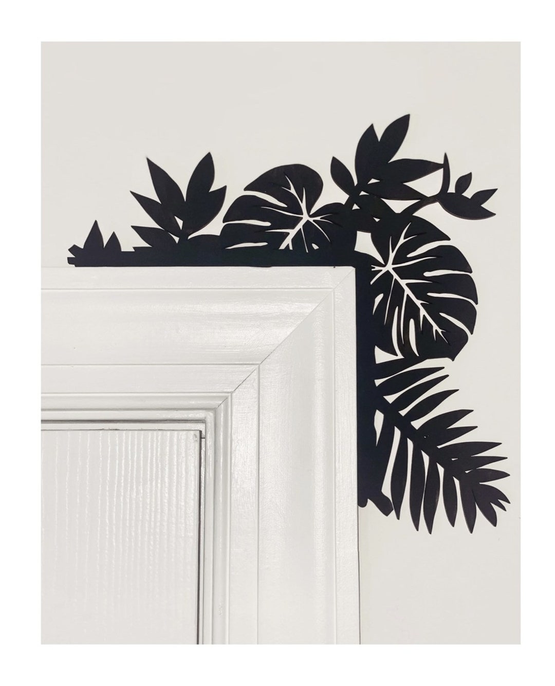 Tropical Leaves Decorative Door or Window Frame Sitter | Decorative ...