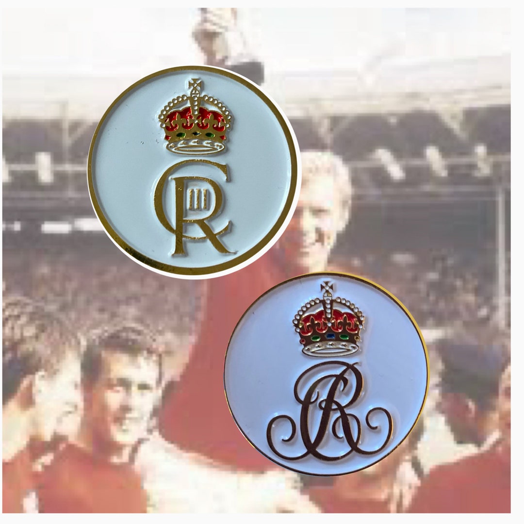 The King and Queen Enamel Pin Badges Coronation Badges the Official ...