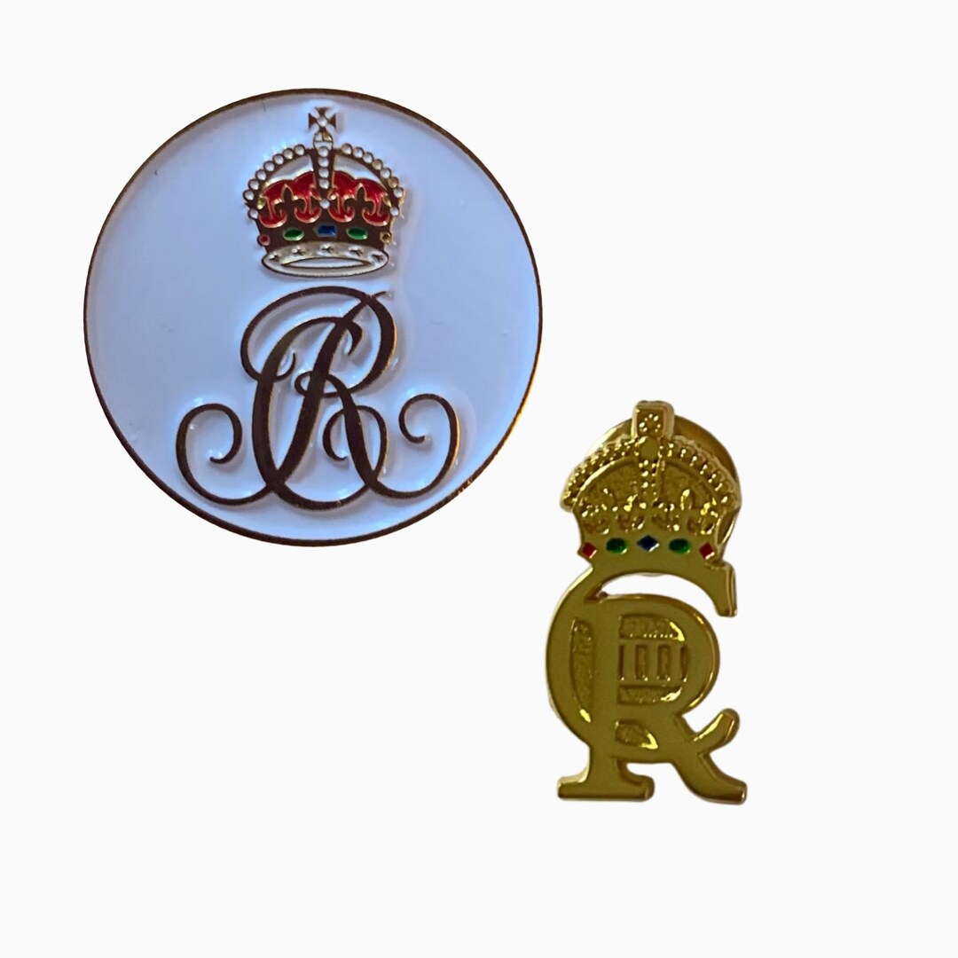 Coronation Pin Badges Coronation Souvenir Memento 2 Badges Gold Plated ...