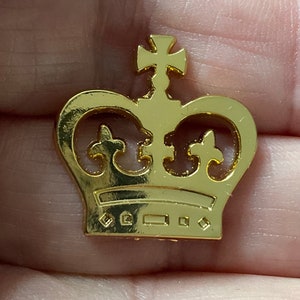 Crown Pin Badge Gold Plated 3D Crown Pin Badge High Quality Royal ...