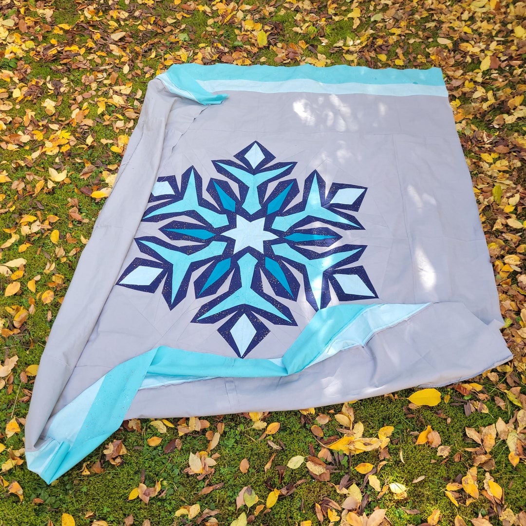 Simple Snowflake FPP Quilt Pattern - 6 Sizes - Plus BONUS 10" Pattern ...