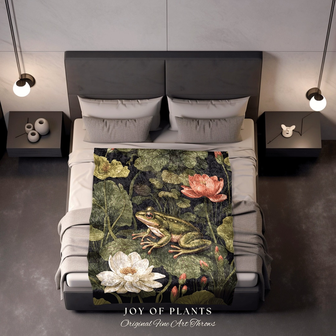 Toad Throw Blanket Cottagecore Frog Lover Blanket Gifted Decor William ...