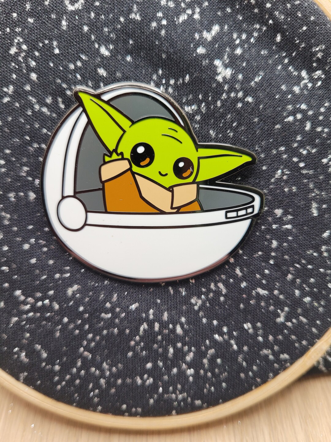 Grogu in Buggie Baby Yoda Star Wars Cute Enamel Brooch Magnet Needle ...
