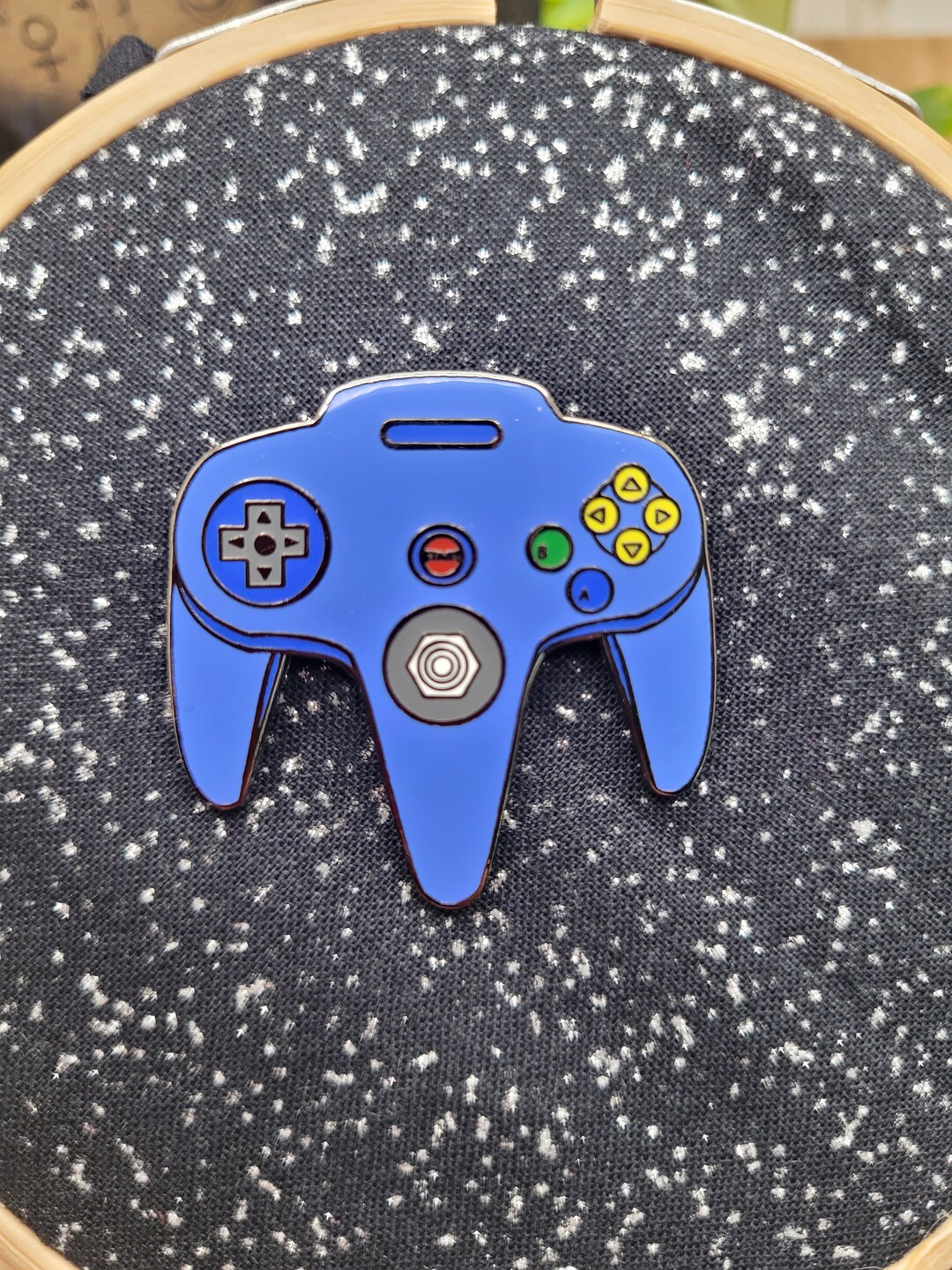 Blue N64 Nintendo Controller Video Game Console Enamel Brooch Magnet ...