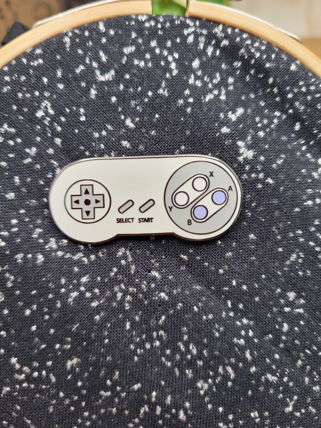 Super Nintendo Controller Video Game Console Enamel Brooch Magnet ...