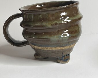 Pottery Tripod Mug - Etsy