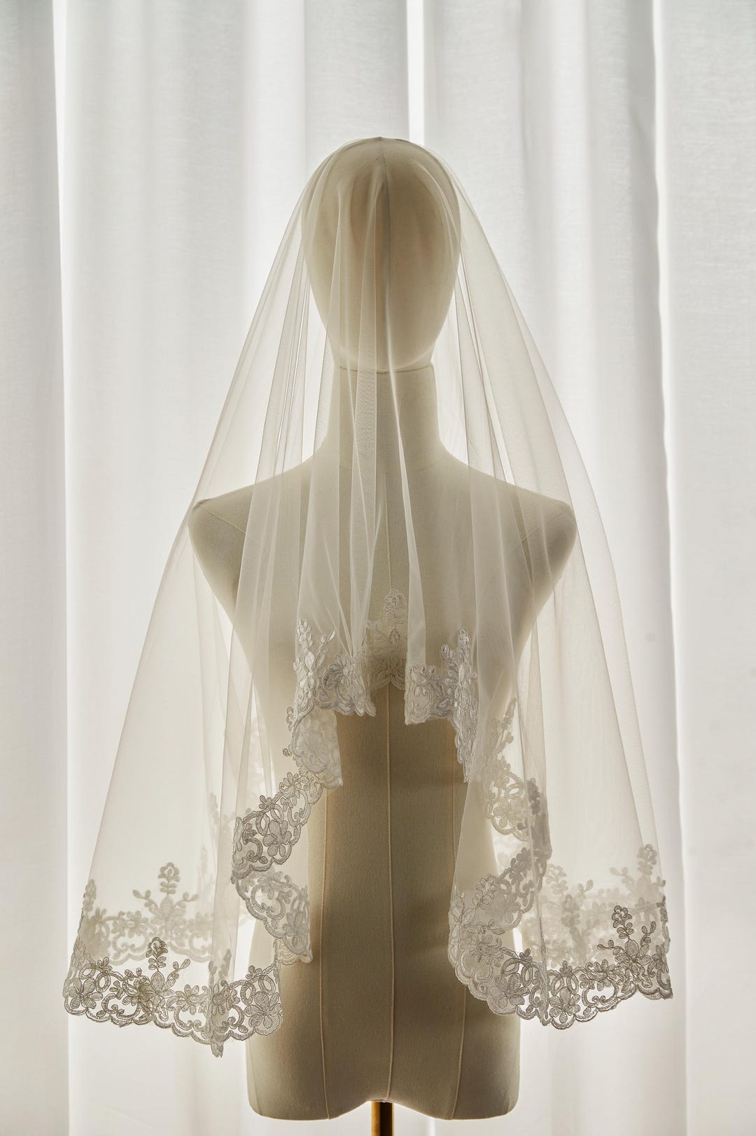 Lace Edge Bridal Veil, Rose Lace Veil, Soft Tulle Lace Veil, Scalloped ...